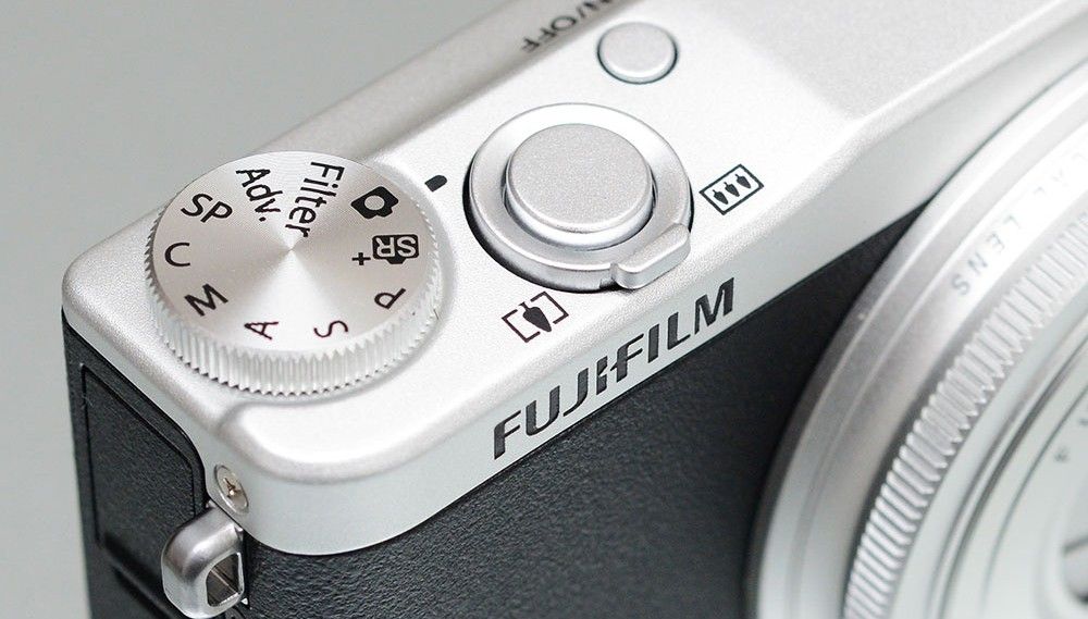 Fujifilm XQ2: recensione e prezzo | Webnews
